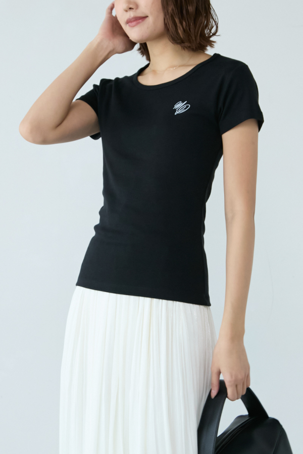 LIMITED SET】スリムフィットTシャツ+ベルト付きワイドパンツ LIMITED SET】スリムフィットTシャツ+ベルト付きワイドパンツ